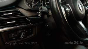 Brūns BMW X5 2017 Tartu, ar dzinēja tilpumu 3.00 L un nobraukumu 160 tūkst. km par 29999 €, foto 13 vietnē AUTOMOTO.COM.LV