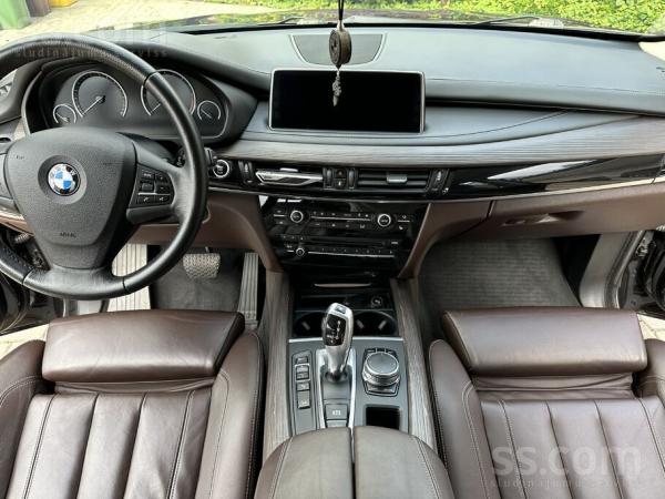 Brūns BMW X5 2017 Rīga, ar dzinēja tilpumu 3.00 L un nobraukumu 268 tūkst. km par 27000 €, foto 9 vietnē AUTOMOTO.COM.LV