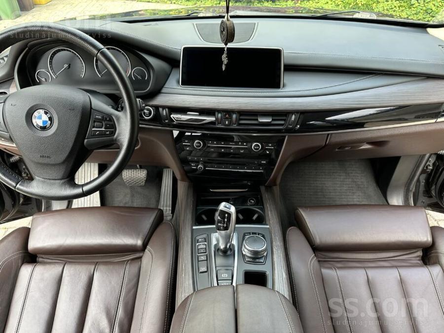 Brown BMW X5 2017 in Riga, with an engine capacity of 3.00 L and mileage of 268 thousand km for 27000 €, photo 9 on AUTOMOTO.COM.LV
