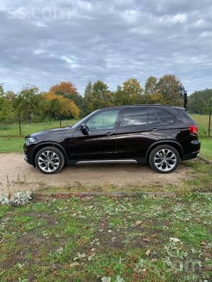 Brūns BMW X5 2017 Valmiera, ar dzinēja tilpumu 3.00 L un nobraukumu 273 tūkst. km par 25000 €, foto 4 vietnē AUTOMOTO.COM.LV