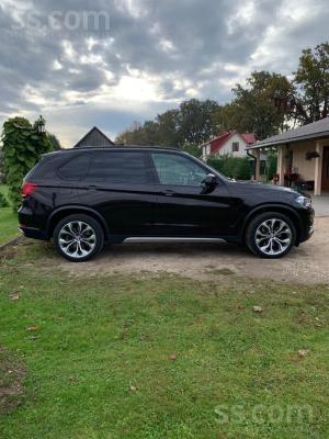 Brūns BMW X5 2017 Valmiera, ar dzinēja tilpumu 3.00 L un nobraukumu 273 tūkst. km par 25000 €, foto 7 vietnē AUTOMOTO.COM.LV