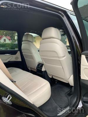 Brūns BMW X5 2017 Valmiera, ar dzinēja tilpumu 3.00 L un nobraukumu 273 tūkst. km par 25000 €, foto 11 vietnē AUTOMOTO.COM.LV