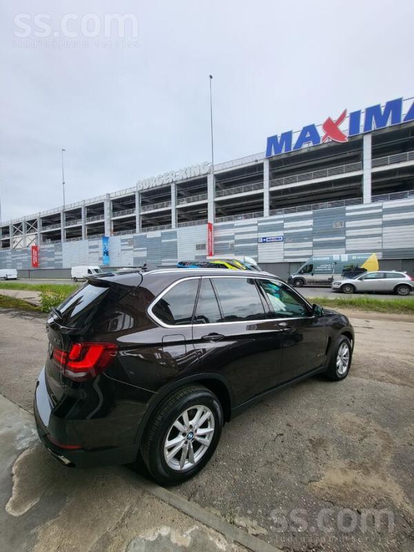 Brūns BMW X5 2018 Rīga, ar dzinēja tilpumu 3.00 L un nobraukumu 122 tūkst. km par 29900 €, foto 3 vietnē AUTOMOTO.COM.LV