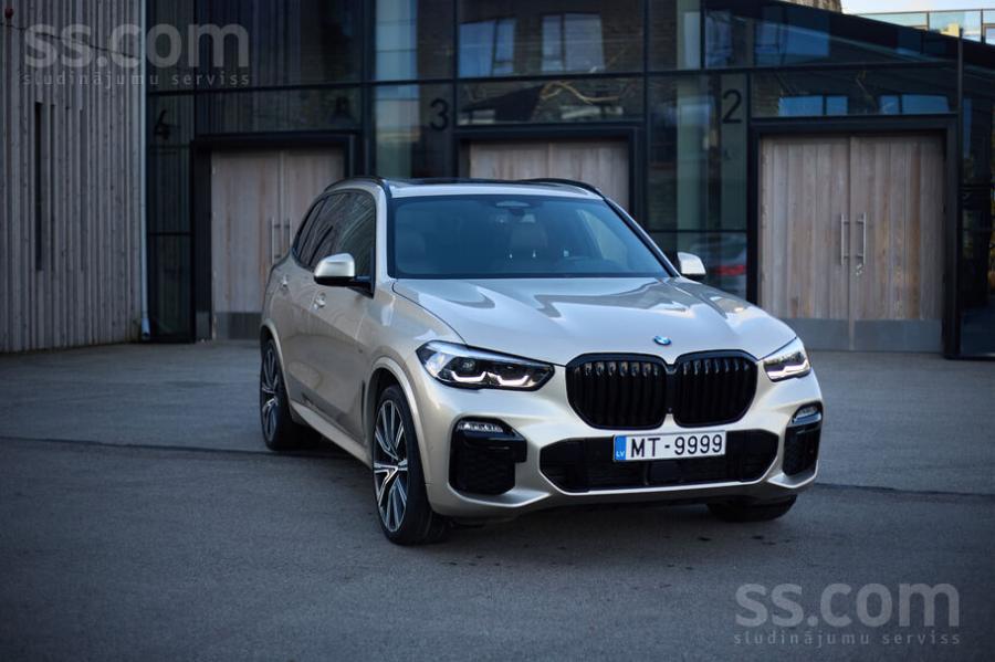 Brown BMW X5 2019 in Riga, with an engine capacity of 3.00 L and mileage of 82 thousand km for 50850 €, photo 1 on AUTOMOTO.COM.LV