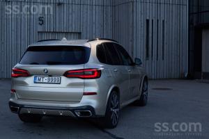Brown BMW X5 2019 in Riga, with an engine capacity of 3.00 L and mileage of 82 thousand km for 50850 €, photo 9 on AUTOMOTO.COM.LV