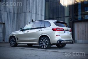 Brown BMW X5 2019 in Riga, with an engine capacity of 3.00 L and mileage of 82 thousand km for 50850 €, photo 10 on AUTOMOTO.COM.LV