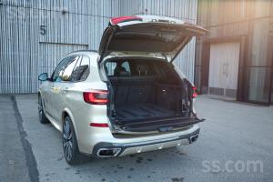 Brown BMW X5 2019 in Riga, with an engine capacity of 3.00 L and mileage of 82 thousand km for 50850 €, photo 11 on AUTOMOTO.COM.LV