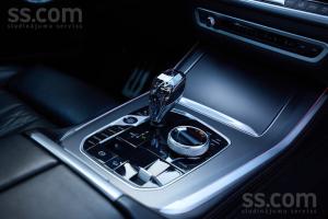 Brown BMW X5 2019 in Riga, with an engine capacity of 3.00 L and mileage of 82 thousand km for 50850 €, photo 19 on AUTOMOTO.COM.LV