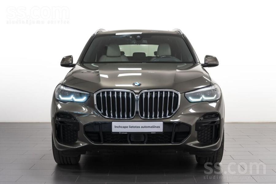 Brown BMW X5 2021 in Riga, with an engine capacity of 3.00 L and mileage of 140 thousand km for 48500 €, photo 4 on AUTOMOTO.COM.LV