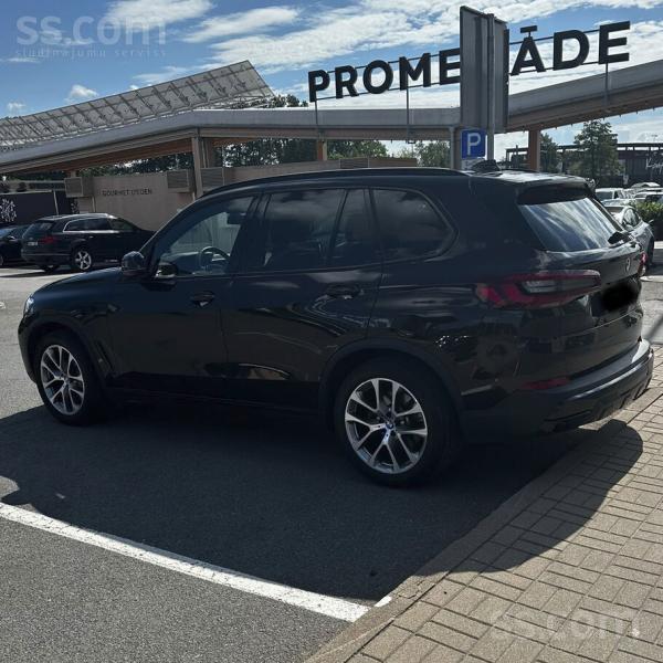 Brūns BMW X5 2021 Rīga, ar dzinēja tilpumu 3.00 L un nobraukumu 70 tūkst. km par 43900 €, foto 4 vietnē AUTOMOTO.COM.LV