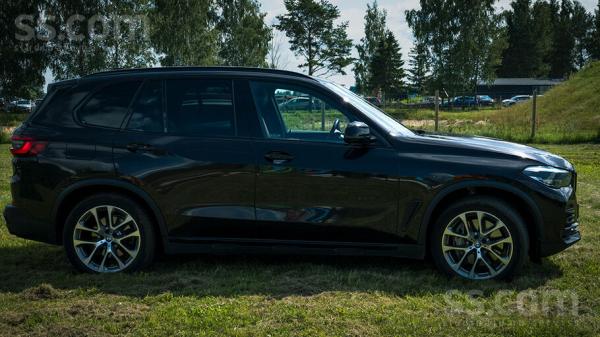 Brūns BMW X5 2021 Rīga, ar dzinēja tilpumu 3.00 L un nobraukumu 70 tūkst. km par 43900 €, foto 6 vietnē AUTOMOTO.COM.LV