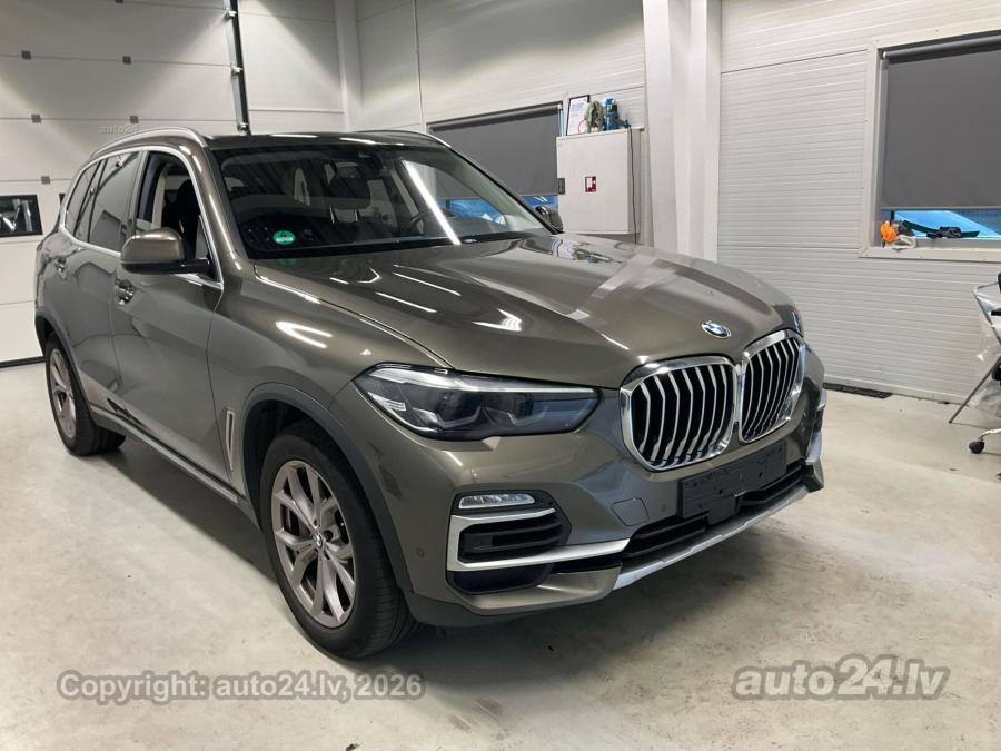 Brūns BMW X5 2021 Tartu, ar dzinēja tilpumu 3.00 L un nobraukumu 201 tūkst. km par 39900 €, foto 3 vietnē AUTOMOTO.COM.LV