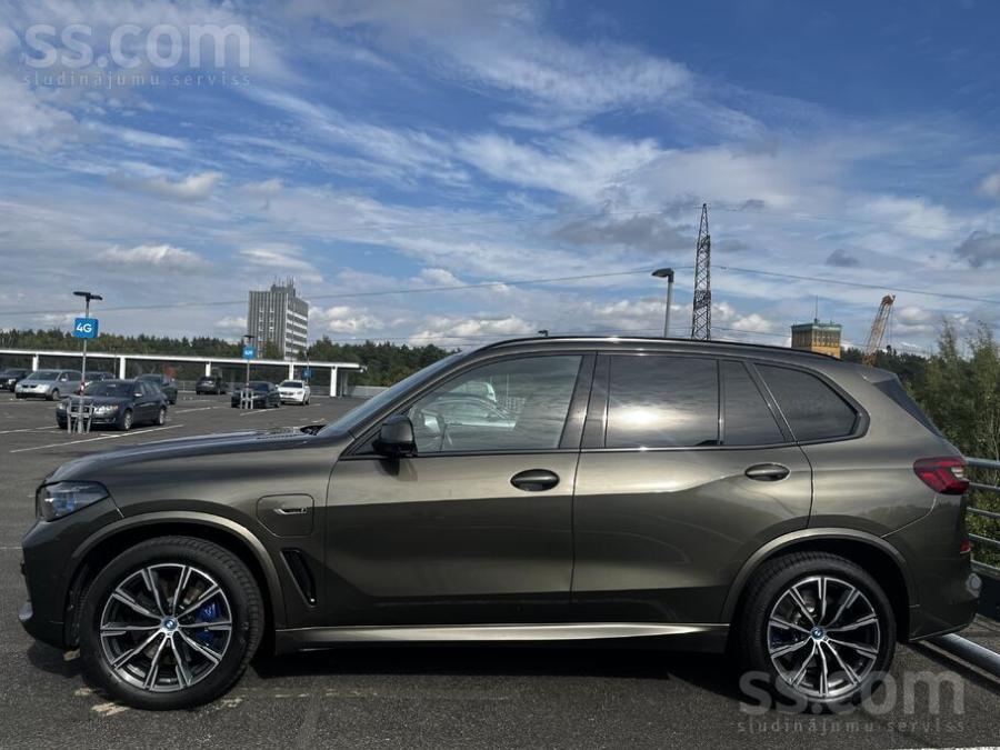 Brūns BMW X5 2022 Rīga, ar dzinēja tilpumu 3.00 L un nobraukumu 97 tūkst. km par 54950 €, foto 4 vietnē AUTOMOTO.COM.LV