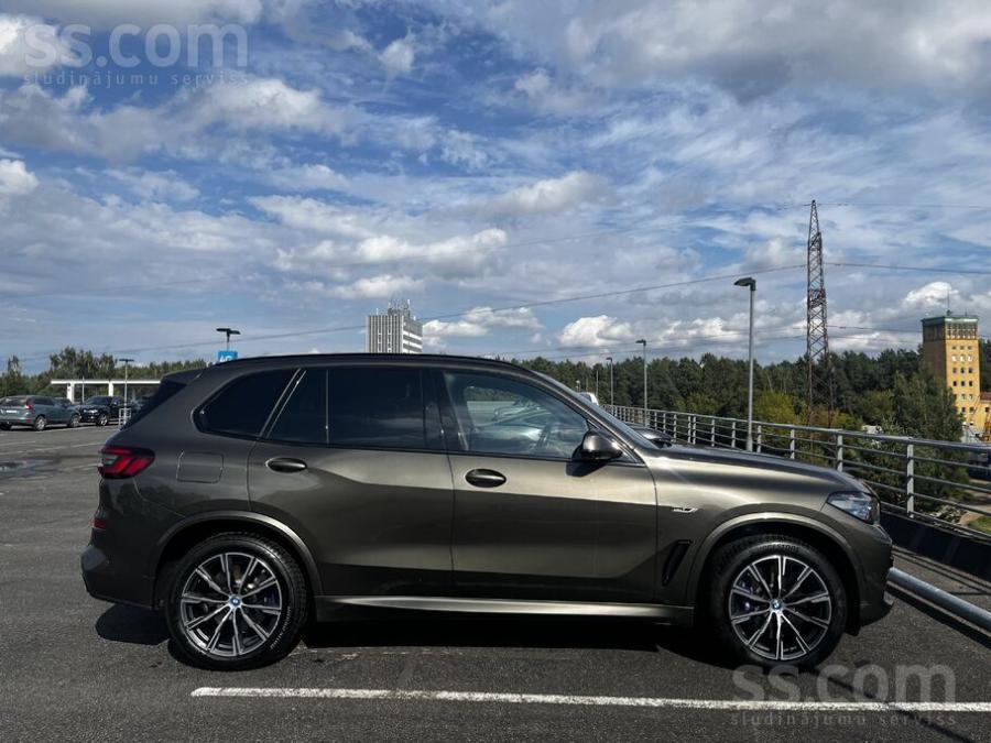 Brūns BMW X5 2022 Rīga, ar dzinēja tilpumu 3.00 L un nobraukumu 97 tūkst. km par 54950 €, foto 6 vietnē AUTOMOTO.COM.LV
