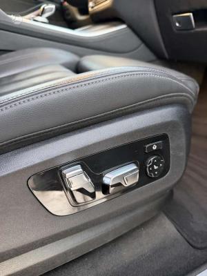Brown BMW X5 2022 in Kaunas, with an engine capacity of 3.00 L and mileage of 142 thousand km for 29750 €, photo 20 on AUTOMOTO.COM.LV