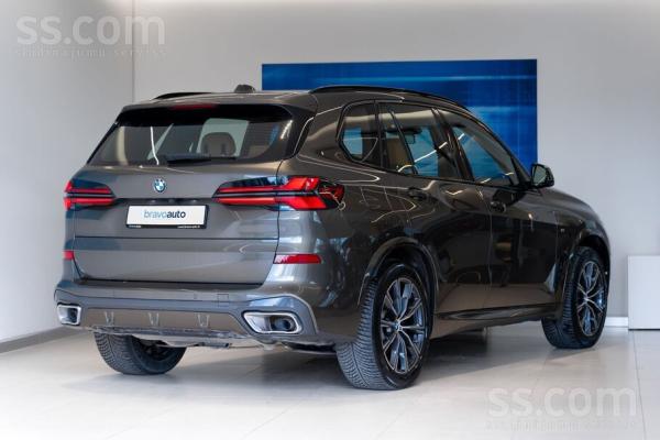 Brūns BMW X5 2023 Rīga, ar dzinēja tilpumu 3.00 L un nobraukumu 62 tūkst. km par 58990 €, foto 3 vietnē AUTOMOTO.COM.LV
