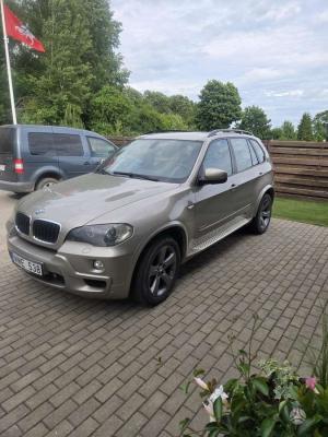 Brown BMW X5 2009 in Sirvintos, with an engine capacity of 2.99 L and mileage of 291 thousand km for 7200 €, photo  on AUTOMOTO.COM.LV