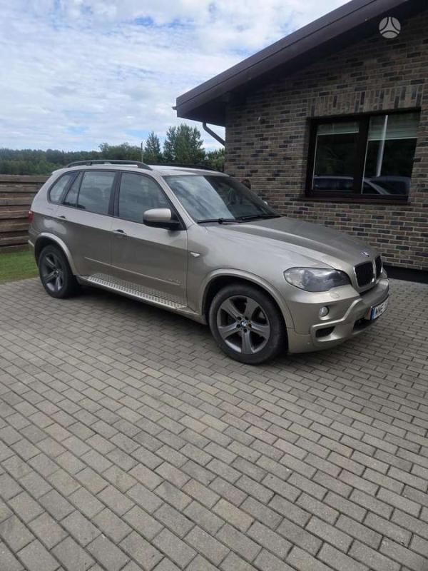 Brown BMW X5 2009 in Sirvintos, with an engine capacity of 2.99 L and mileage of 291 thousand km for 7200 €, photo 4 on AUTOMOTO.COM.LV