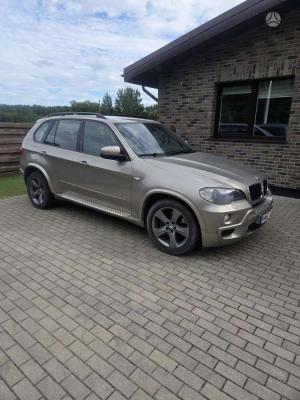 Brūns BMW X5 2009 Širvintos, ar dzinēja tilpumu 2.99 L un nobraukumu 291 tūkst. km par 7200 €, foto 5 vietnē AUTOMOTO.COM.LV