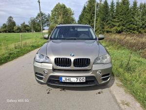 Brown BMW X5 2010 in Siauliai, with an engine capacity of 2.99 L and mileage of 434 thousand km for 6200 €, photo  on AUTOMOTO.COM.LV