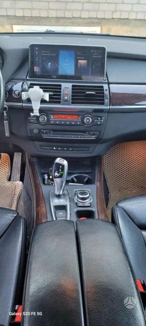 Brown BMW X5 2011 in Anyksciai, with an engine capacity of 3.00 L and mileage of 290 thousand km for 10000 €, photo 12 on AUTOMOTO.COM.LV