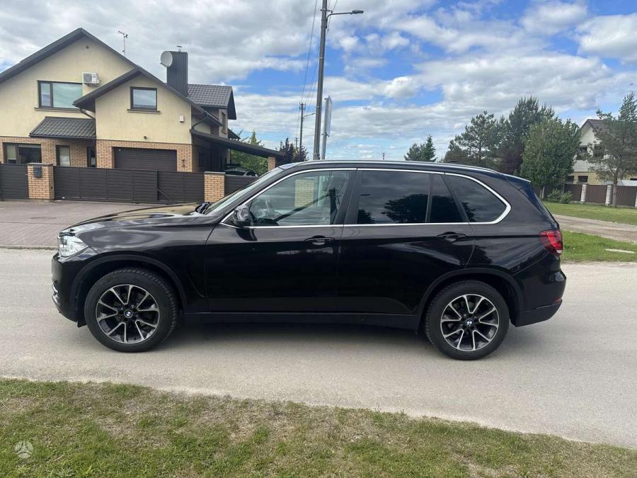 Brūns BMW X5 2016 Kauņa, ar dzinēja tilpumu 2.00 L un nobraukumu 200 tūkst. km par 17999 €, foto 10 vietnē AUTOMOTO.COM.LV