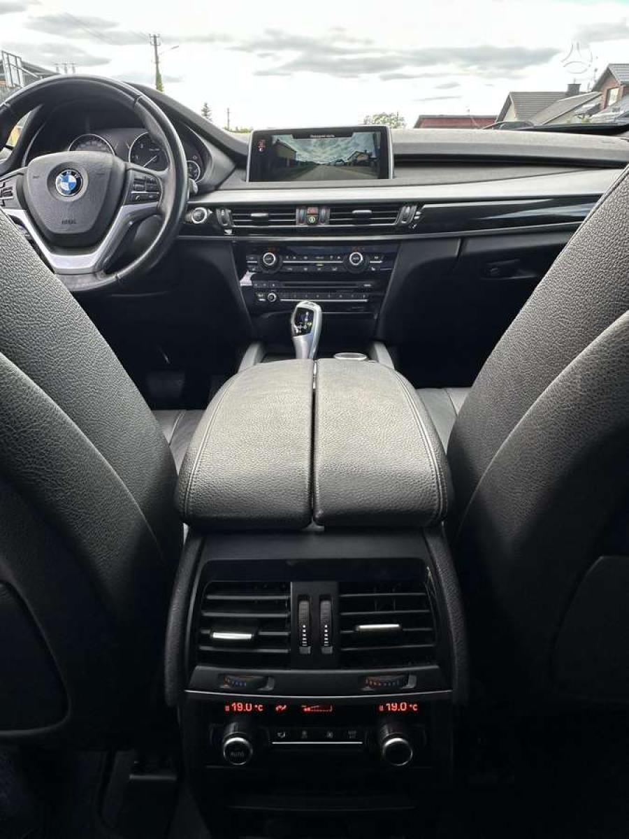 Brūns BMW X5 2016 Kauņa, ar dzinēja tilpumu 2.00 L un nobraukumu 200 tūkst. km par 17999 €, foto 18 vietnē AUTOMOTO.COM.LV
