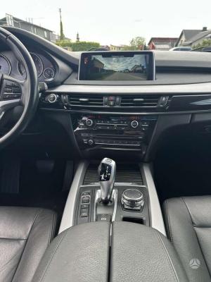 Brūns BMW X5 2016 Kauņa, ar dzinēja tilpumu 2.00 L un nobraukumu 200 tūkst. km par 17999 €, foto 25 vietnē AUTOMOTO.COM.LV