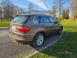 Brūns BMW X5 2012 Tallina, ar dzinēja tilpumu 3.00 L un nobraukumu 383 tūkst. km par 12500 €, foto 7 vietnē AUTOMOTO.COM.LV