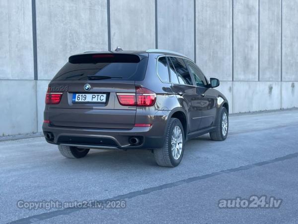 BMW X5 2012 in Tallinn on AUTOMOTO.COM.LV Brown BMW X5 2012 in Tallinn, with an engine capacity of 3.00 L and mileage of 224 thousand km for 13500 €, photo 4 on AUTOMOTO.COM.LV