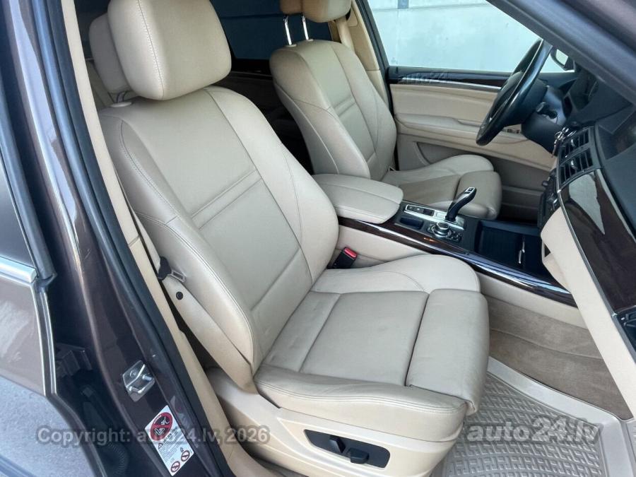 Brūns BMW X5 2012 Tallina, ar dzinēja tilpumu 3.00 L un nobraukumu 224 tūkst. km par 13500 €, foto 11 vietnē AUTOMOTO.COM.LV