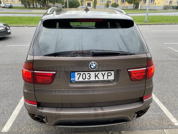 BMW X5 2012 Kohtla-Jerve vietnē Brūns BMW X5 2012 Kohtla-Jerve, ar dzinēja tilpumu 3.00 L un nobraukumu 241 tūkst. km par 12900 €, foto 7 vietnē AUTOMOTO.COM.LV