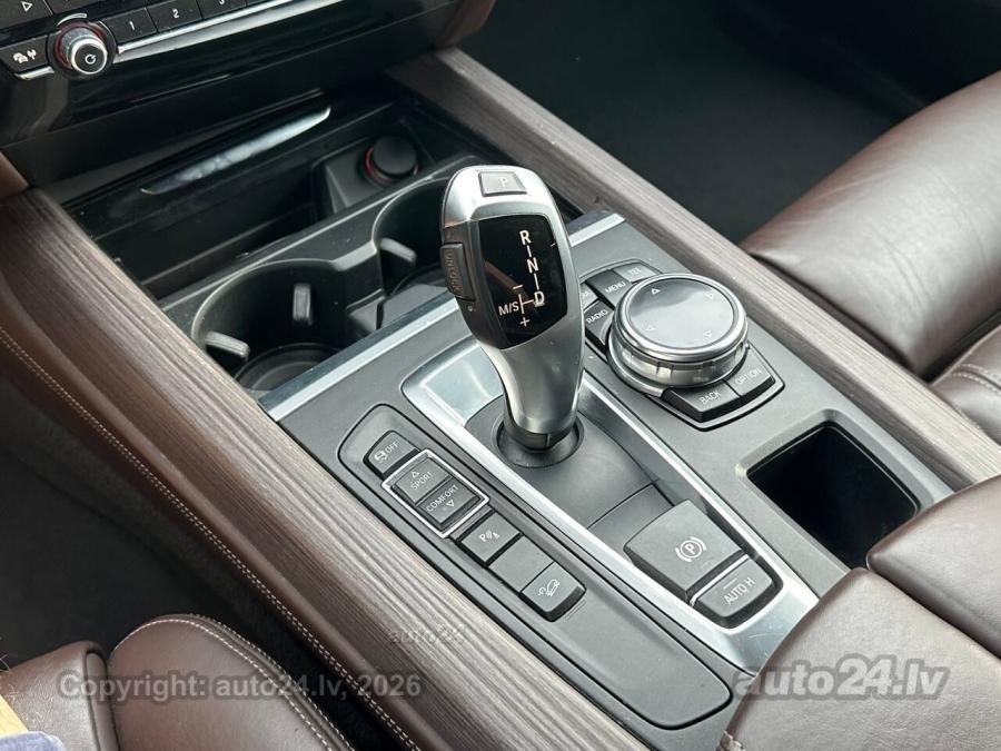 Коричневый БМВ Х5 2014 в Таллин, объемом двигателя 3.00 л и пробегом 180 тыс. км за 19800 €, фото 21 на AUTOMOTO.COM.LV