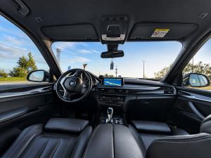Brown BMW X5 2014 in Narva, with an engine capacity of 3.00 L and mileage of 222 thousand km for 21000 €, photo 5 on AUTOMOTO.COM.LV