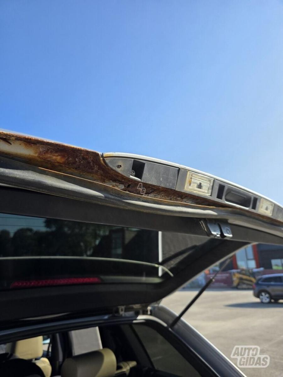 BMW X5 2000 Klaipėda, ar dzinēja tilpumu 4.40 L un nobraukumu 273 tūkst. km par 3500 €, foto 13 vietnē AUTOMOTO.COM.LV