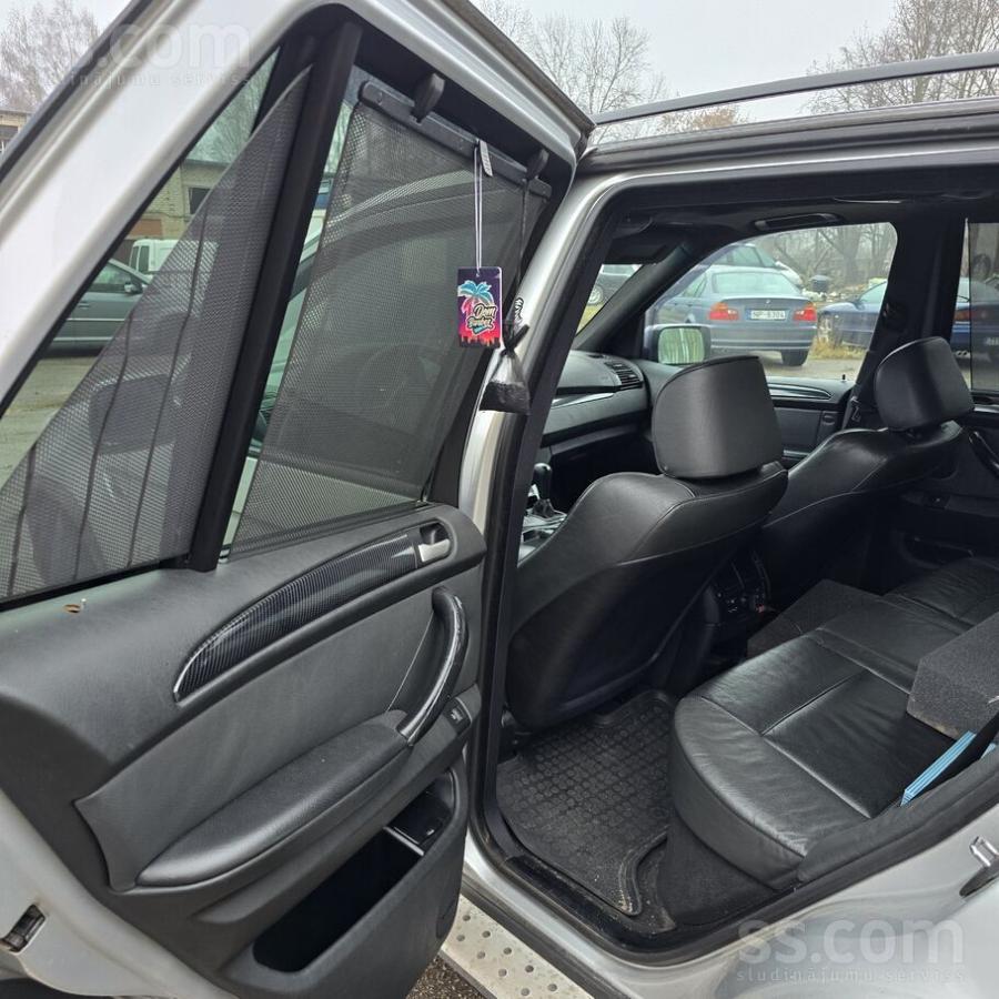 BMW X5 2001 Rīga, ar dzinēja tilpumu 3.00 L un nobraukumu 376 tūkst. km par 3800 €, foto 7 vietnē AUTOMOTO.COM.LV