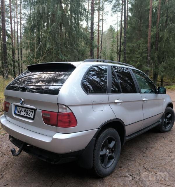 BMW X5 2001 in Rezekne, with an engine capacity of 3.00 L and mileage of 327 thousand km for 2950 €, photo 4 on AUTOMOTO.COM.LV