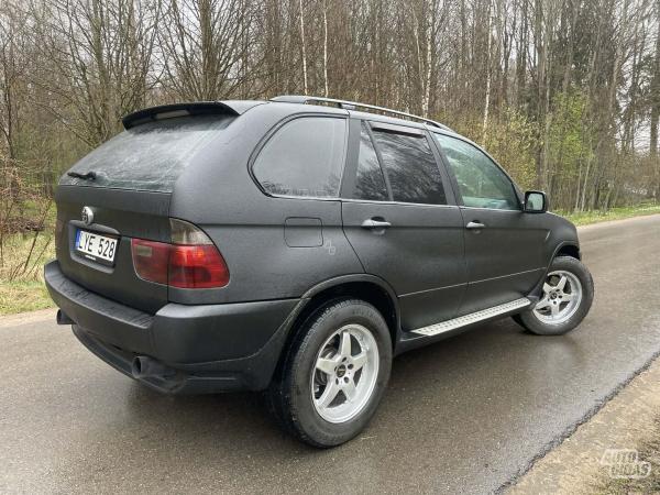 BMW X5 2001 Telšiai, ar dzinēja tilpumu 3.00 L un nobraukumu 365 tūkst. km par 2800 €, foto 4 vietnē AUTOMOTO.COM.LV