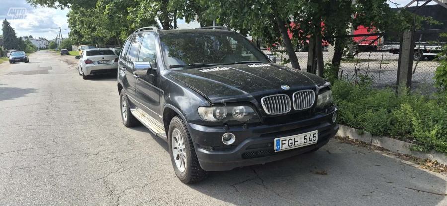 BMW X5 2001 Kauņa, ar dzinēja tilpumu 3.00 L un nobraukumu 280 tūkst. km par 1550 €, foto 1 vietnē AUTOMOTO.COM.LV