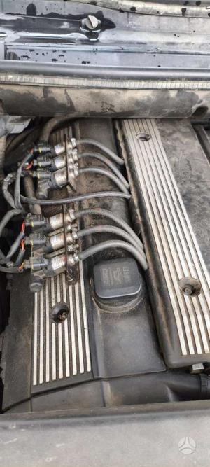BMW X5 2001 Viļņa, ar dzinēja tilpumu 3.00 L un nobraukumu 368 tūkst. km par 2199 €, foto 35 vietnē AUTOMOTO.COM.LV