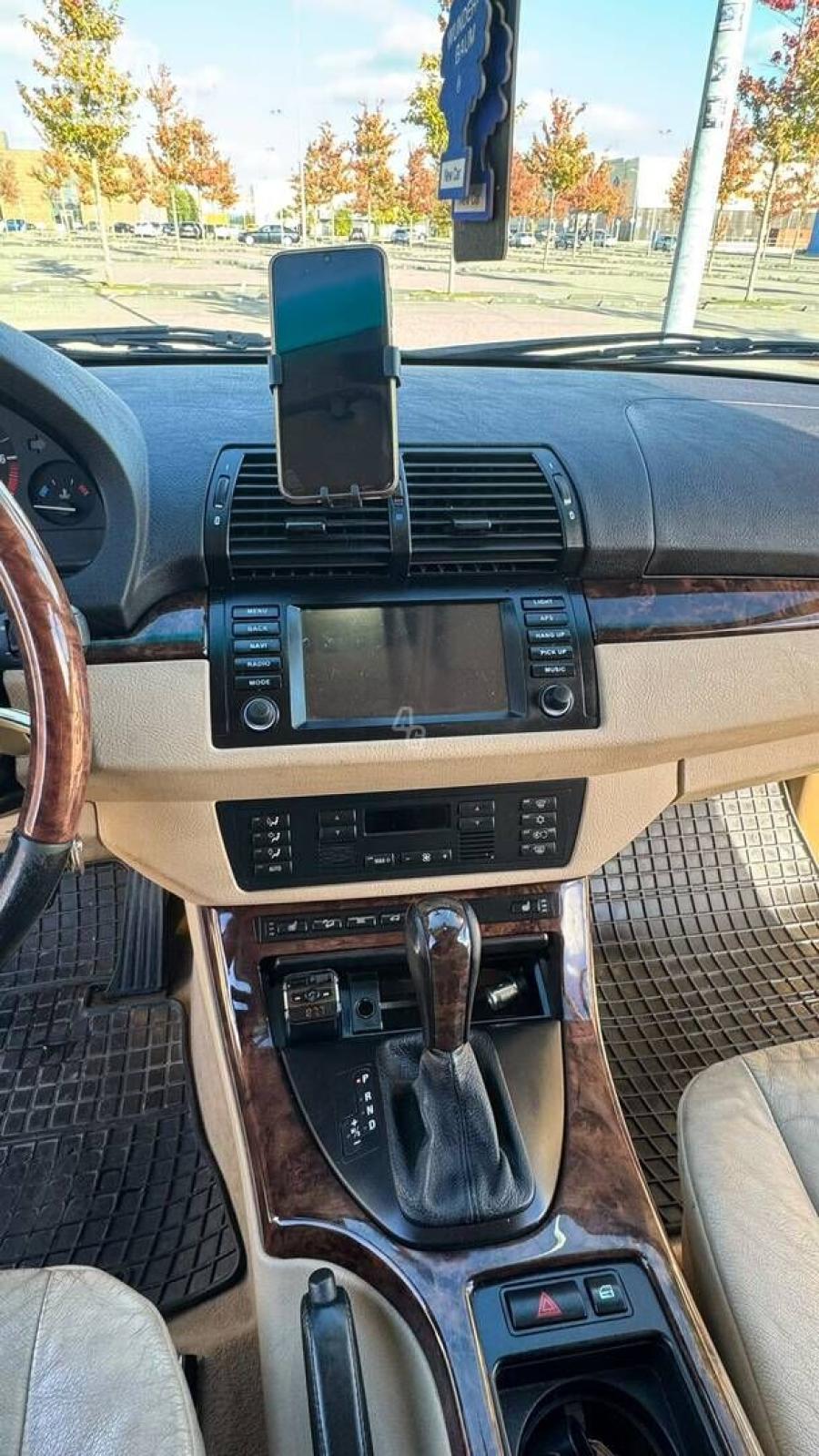 BMW X5 2001 Klaipėda, ar dzinēja tilpumu 3.00 L un nobraukumu 236 tūkst. km par 4200 €, foto 14 vietnē AUTOMOTO.COM.LV