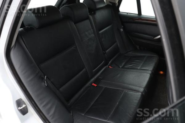 BMW X5 2002 in Valmiera, with an engine capacity of 3.00 L and mileage of 0 thousand km for 2300 €, photo 6 on AUTOMOTO.COM.LV