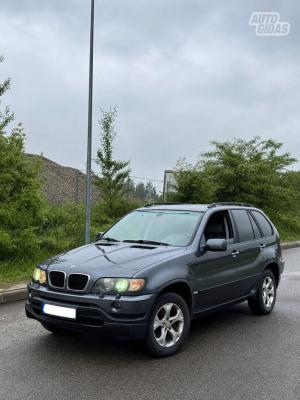 BMW X5 2002 in Vilnius, with an engine capacity of 2.90 L and mileage of 441 thousand km for 2500 €, photo 3 on AUTOMOTO.COM.LV