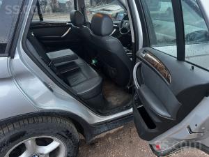 BMW X5 2002 in Daugavpils, with an engine capacity of 3.00 L and mileage of 339 thousand km for 3250 €, photo 8 on AUTOMOTO.COM.LV