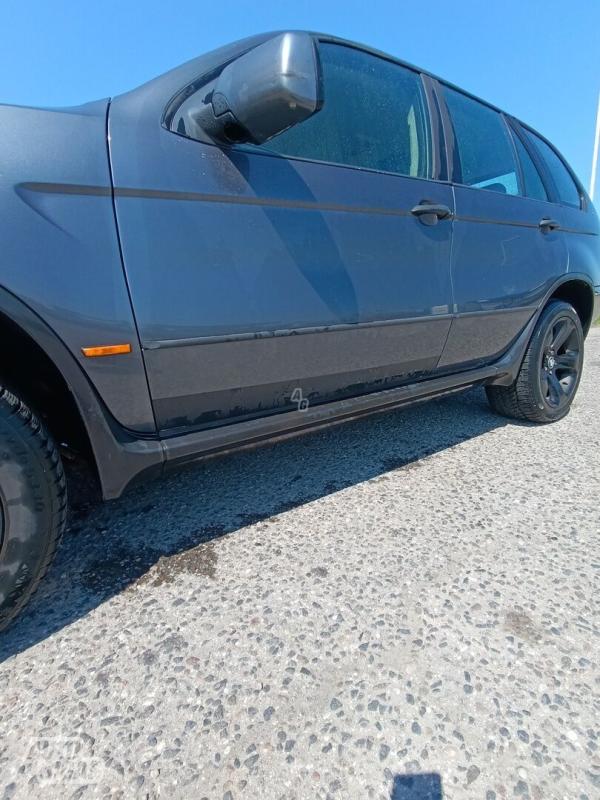 BMW X5 2002 in Klaipeda, with an engine capacity of 2.90 L and mileage of 400 thousand km for 2500 €, photo 4 on AUTOMOTO.COM.LV