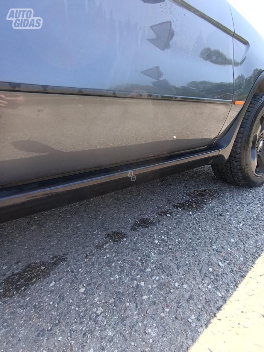 BMW X5 2002 Klaipėda, ar dzinēja tilpumu 2.90 L un nobraukumu 400 tūkst. km par 2500 €, foto 15 vietnē AUTOMOTO.COM.LV