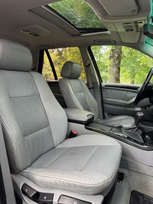 BMW X5 2002 in Kivioli, with an engine capacity of 3.00 L and mileage of 420 thousand km for 3750 €, photo 8 on AUTOMOTO.COM.LV