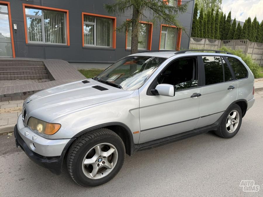 BMW X5 2002 in Vilnius, with an engine capacity of 2.90 L and mileage of 640 thousand km for 2000 €, photo 5 on AUTOMOTO.COM.LV