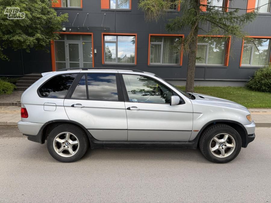 BMW X5 2002 in Vilnius, with an engine capacity of 2.90 L and mileage of 640 thousand km for 2000 €, photo 10 on AUTOMOTO.COM.LV