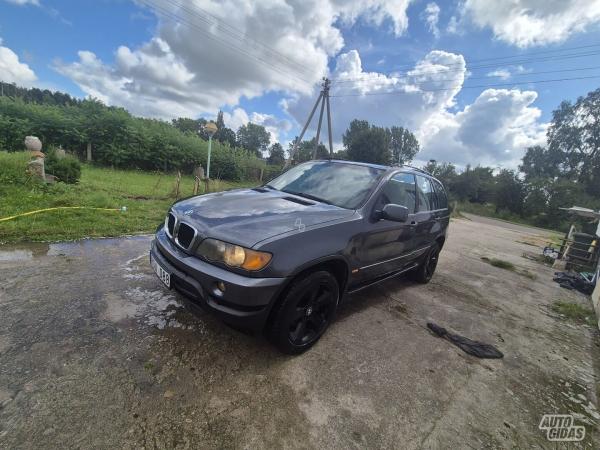 BMW X5 2002 Šilutė vietnē BMW X5 2002 Šilutė, ar dzinēja tilpumu 2.90 L un nobraukumu 40 tūkst. km par 2800 €, foto 1 vietnē AUTOMOTO.COM.LV